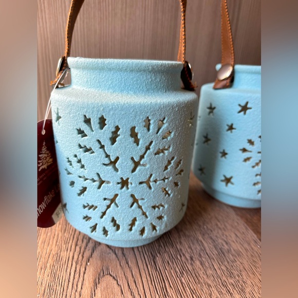 Holiday | Nwt Stoneware Snowflake Lanterns | Poshmark